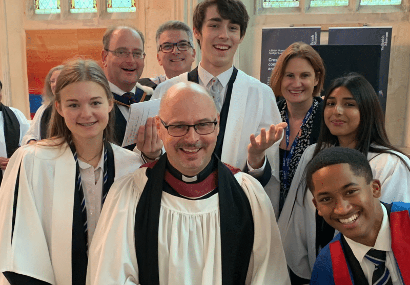 The 108th bishop of Rochester is inaugurated in Rochester Cathedral ...